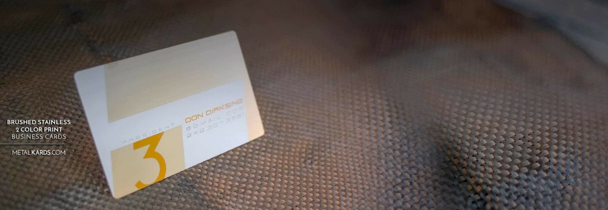 bg-header-brushed-metal-business-cards – Metal Kards